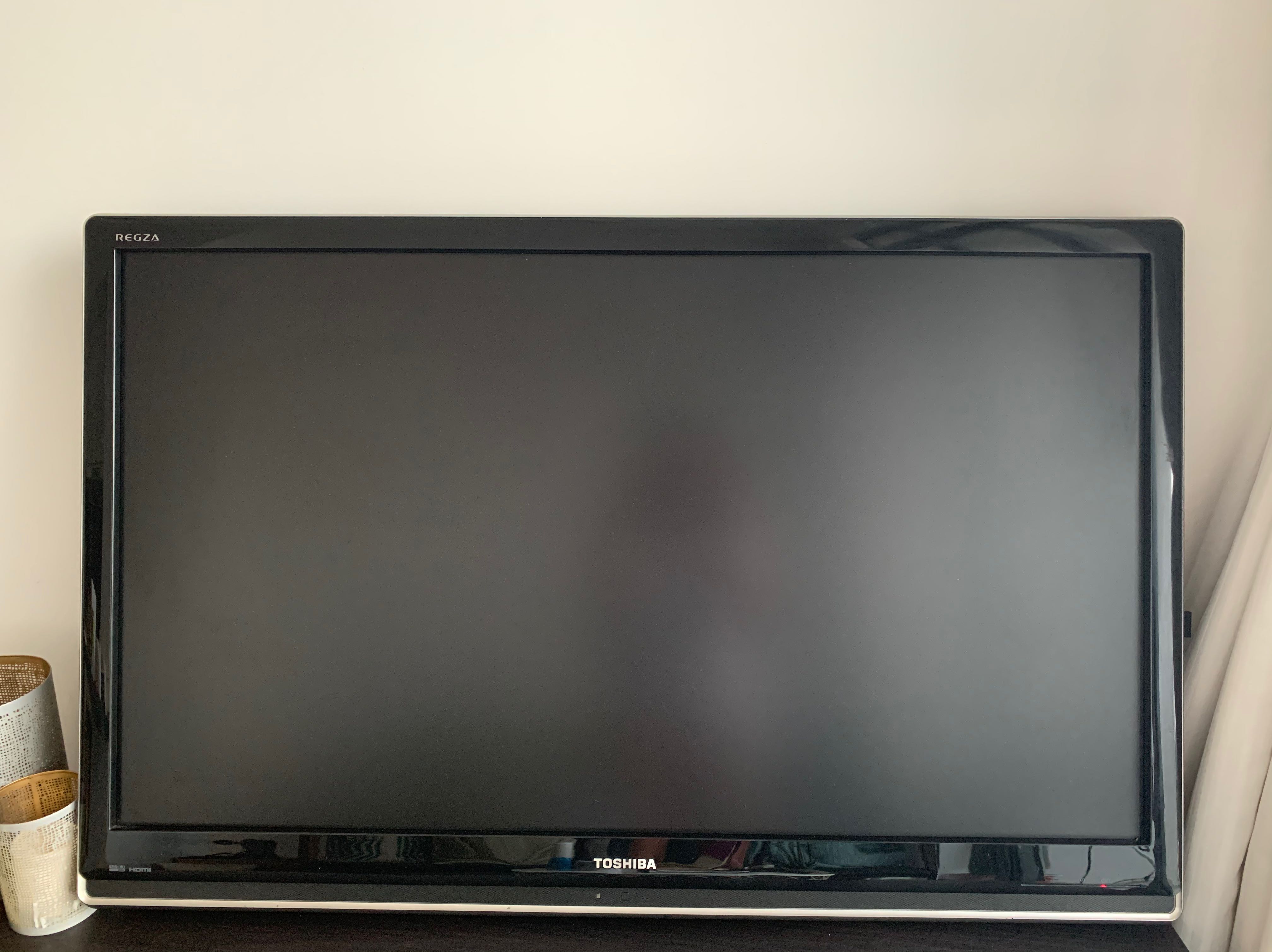 Toshiba REGZA 42-Inch HD TV, TV & Home Appliances, TV & Entertainment ...