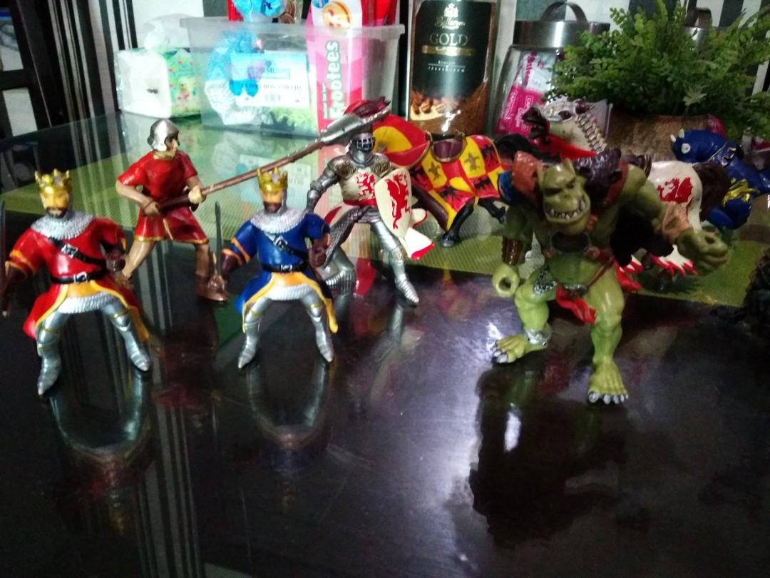 Action Figure Castle Character, Babies & Kids, Infant Playtime on Carousell