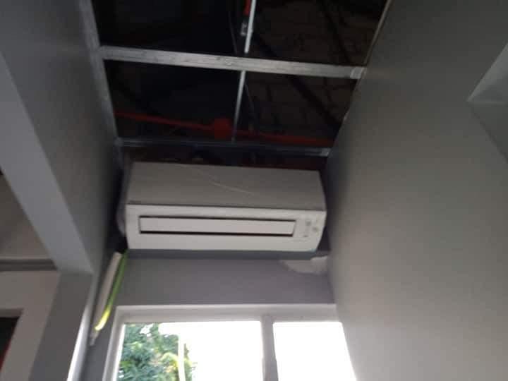 Aircon split type inverter and non inverter, TV & Home Appliances ...