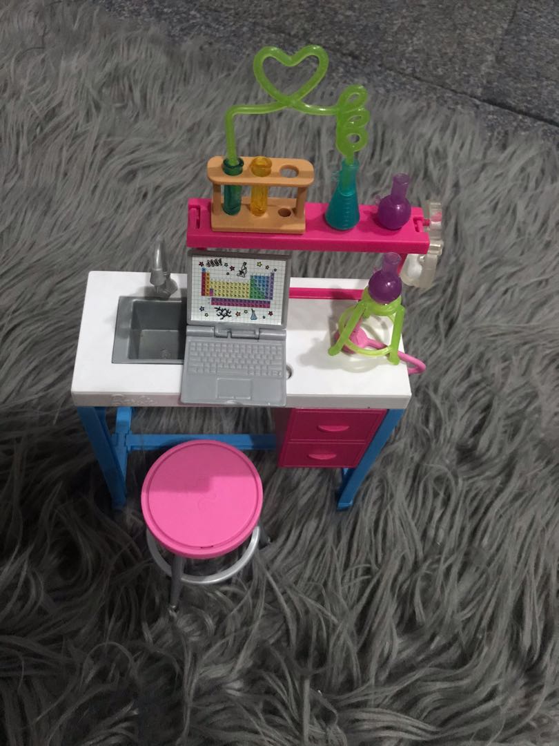 Barbie Science Lab playset, Hobbies & Toys, Toys & Games on Carousell