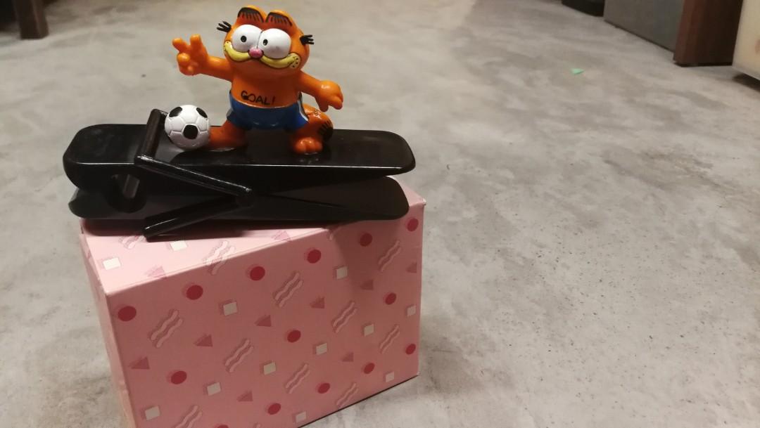 Garfield figure with box West Germany, Hobbies & Toys, Toys & Games on ...