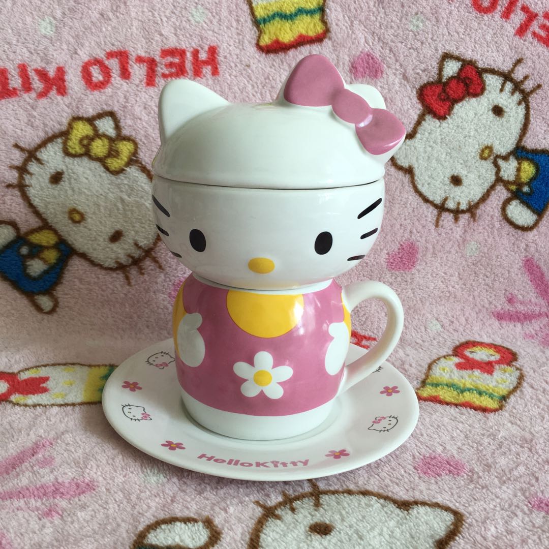 Hello Kitty Stackable Teapot with Cup & Saucer, Home Appliances ...