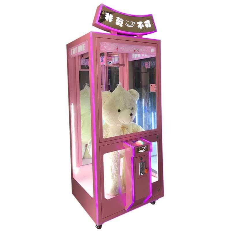 Scissor claw machine arcade toy crane, Hobbies & Toys, Toys & Games on ...