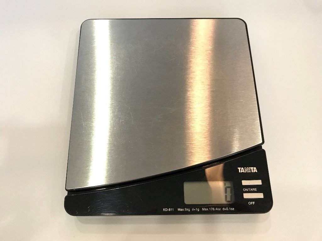 Tanita Digital Kitchen Scale (KD-811), Furniture & Home Living ...