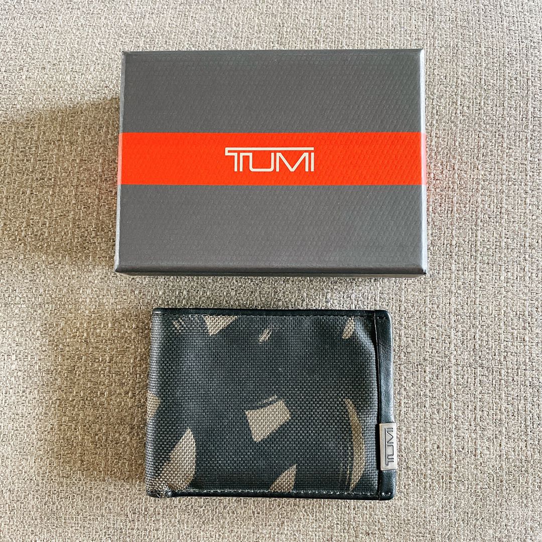 Tumi Men Wallet with RFID Protection, Men's Fashion, Watches ...