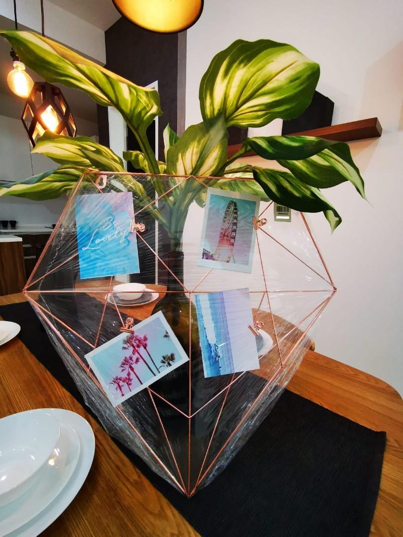 Diamond Shape Metal Mesh Grid Photo Frame, Hobbies & Toys, Stationery ...