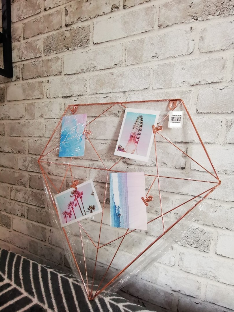 Diamond Shape Metal Mesh Grid Photo Frame, Hobbies & Toys, Stationery ...