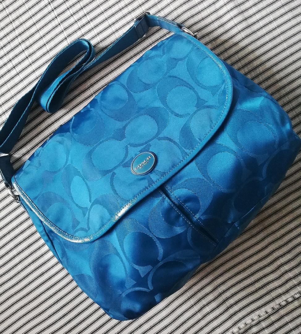 RARE Coach Signature Nylon Messenger Bag / Shoulder Bag / Sling Bag ...