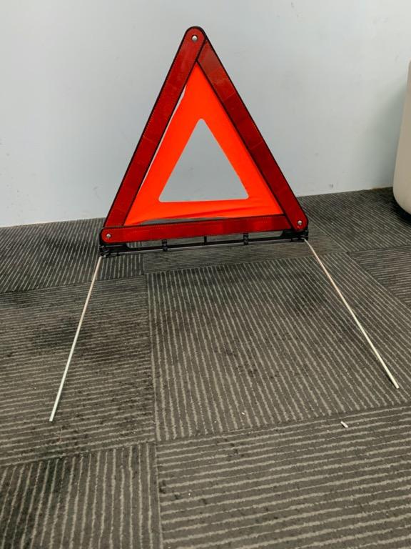 Foldable Reflective Emergency Car Triangle Parking Signage, Car ...