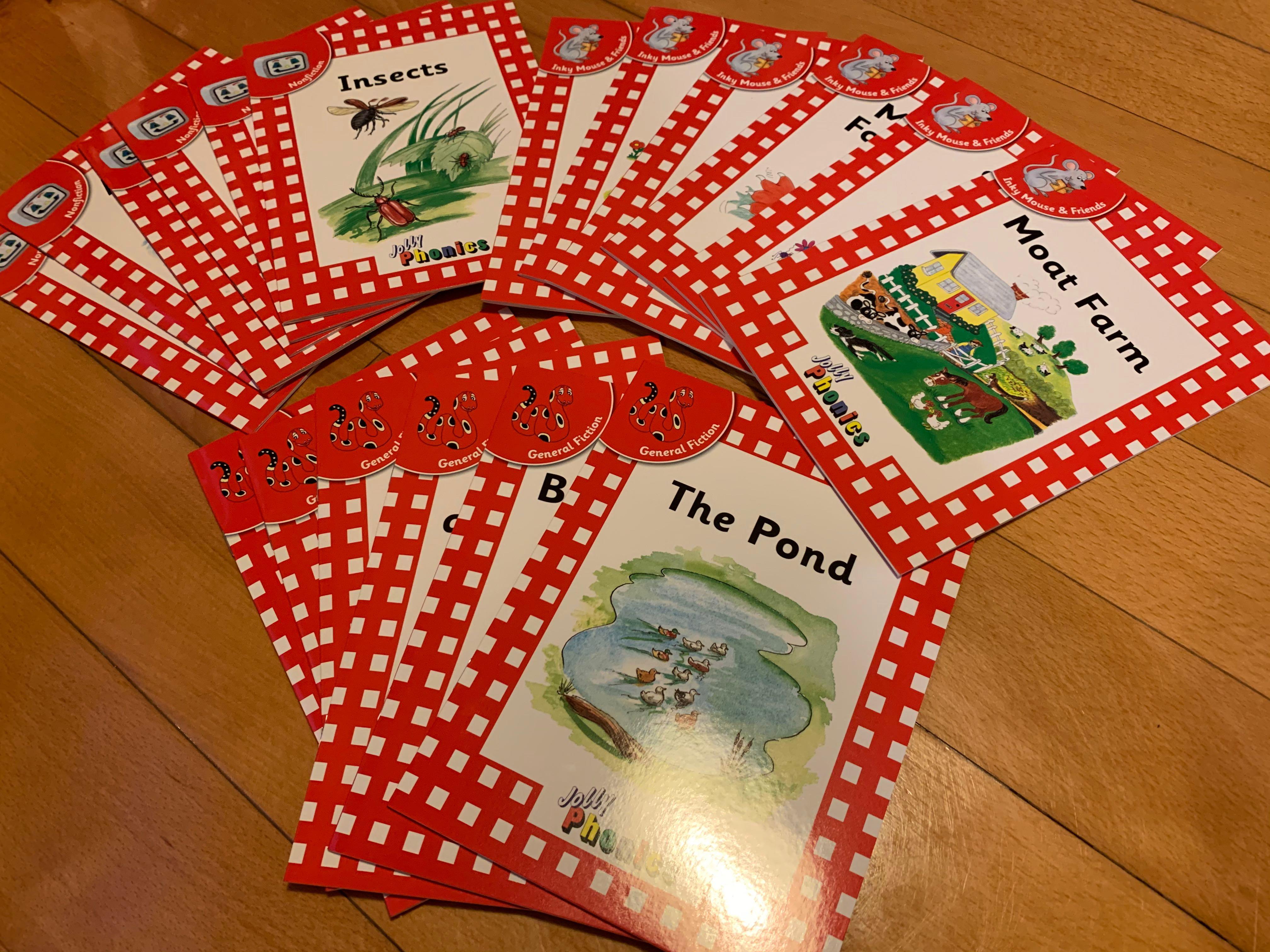 Jolly Phonics Readers level 1 Red 18本, 興趣及遊戲, 書本 & 文具, 小說 & 故事書 - Carousell