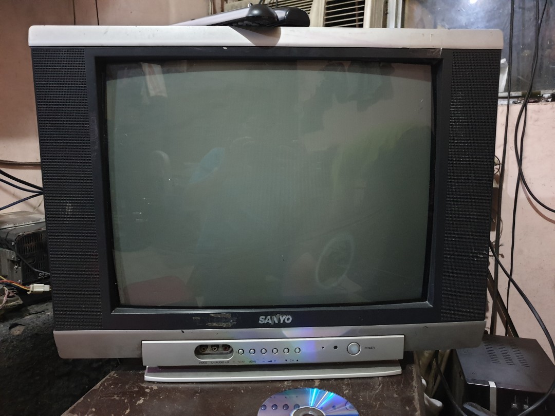 sanyo 21 inches crt tv good condition, TV & Home Appliances, TV ...