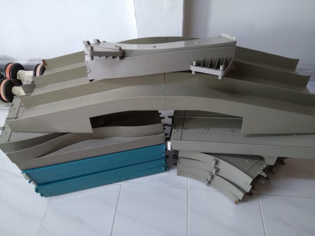 TAMIYA MINI 4WD 3 LANE RACETRACK, Hobbies & Toys, Toys & Games on Carousell