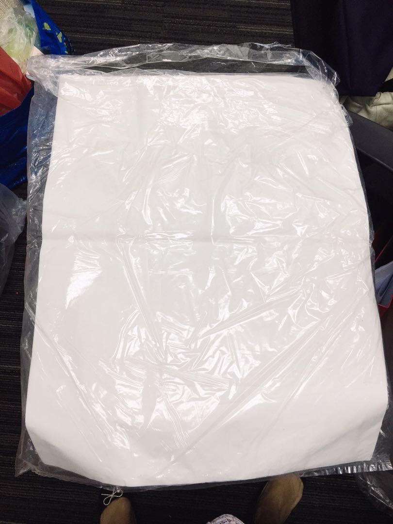 White wrapping tissue - about 100 sheets. 1 inch thick, Hobbies & Toys ...