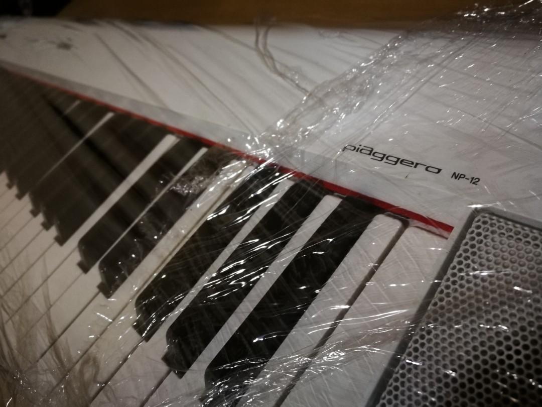 Yamaha Piaggero NP-12 With USB Port Portable Piano, Hobbies & Toys ...