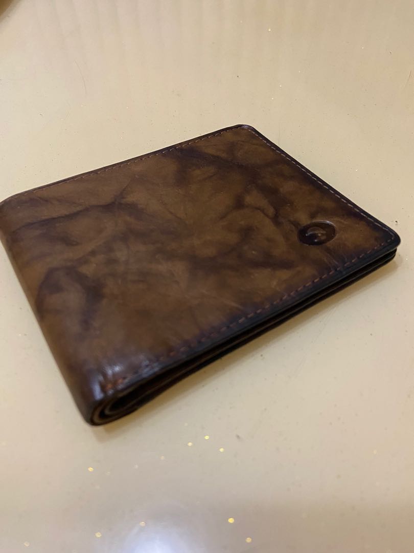 McJim Classic Leather Wallet (ORIGINAL), Men's Fashion, Watches ...