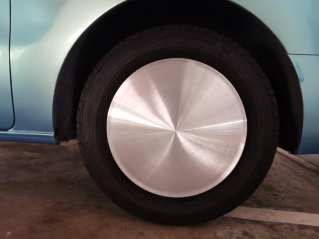 Mooneyes 16" snap on disc rim cover, Car Accessories, Tyres & Rims on ...