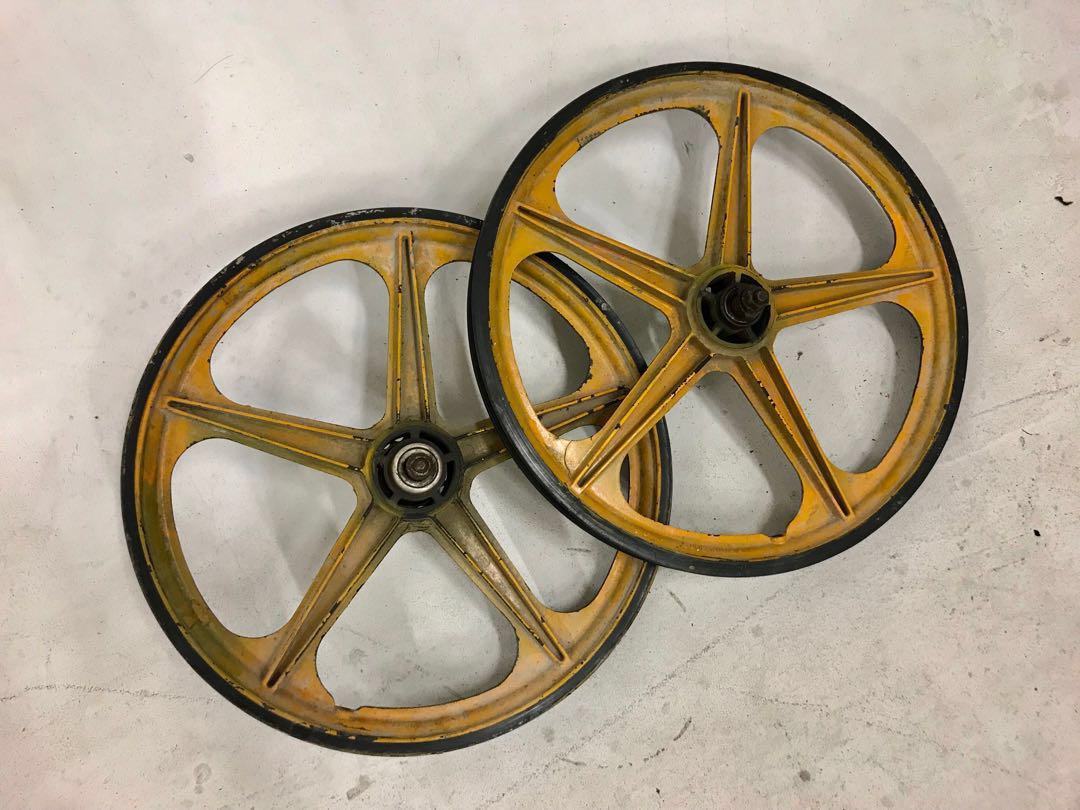 Old school BMX Mag Rims, Sports Equipment, Bicycles & Parts, Parts ...