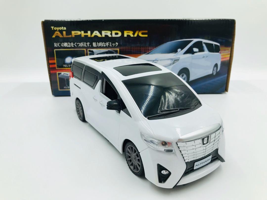 Toyota Alphard With Auto Sliding Door Remote Control Car, Toys & Games ...