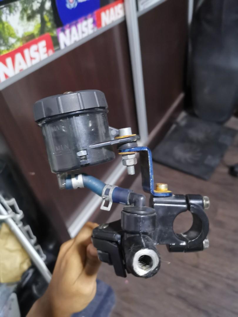 Universal masterpump, Motorcycles, Motorcycle Accessories on Carousell