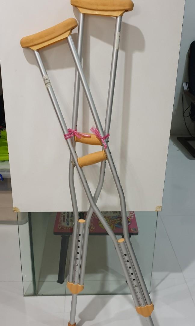 Adjustable Aluminium Shoulder Crutches, Health & Nutrition, Assistive ...