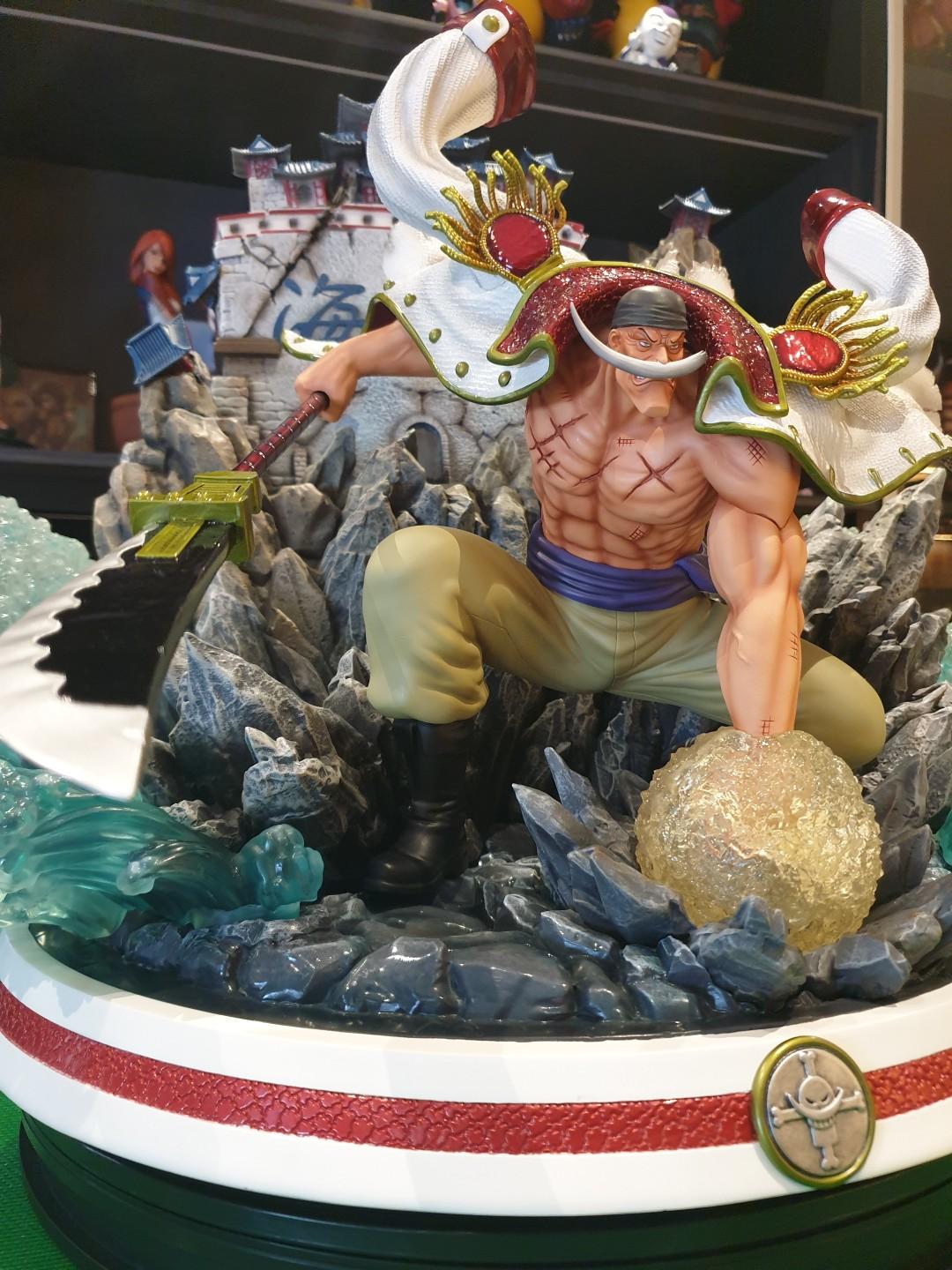 One piece - white beard, Hobbies & Toys, Toys & Games on Carousell