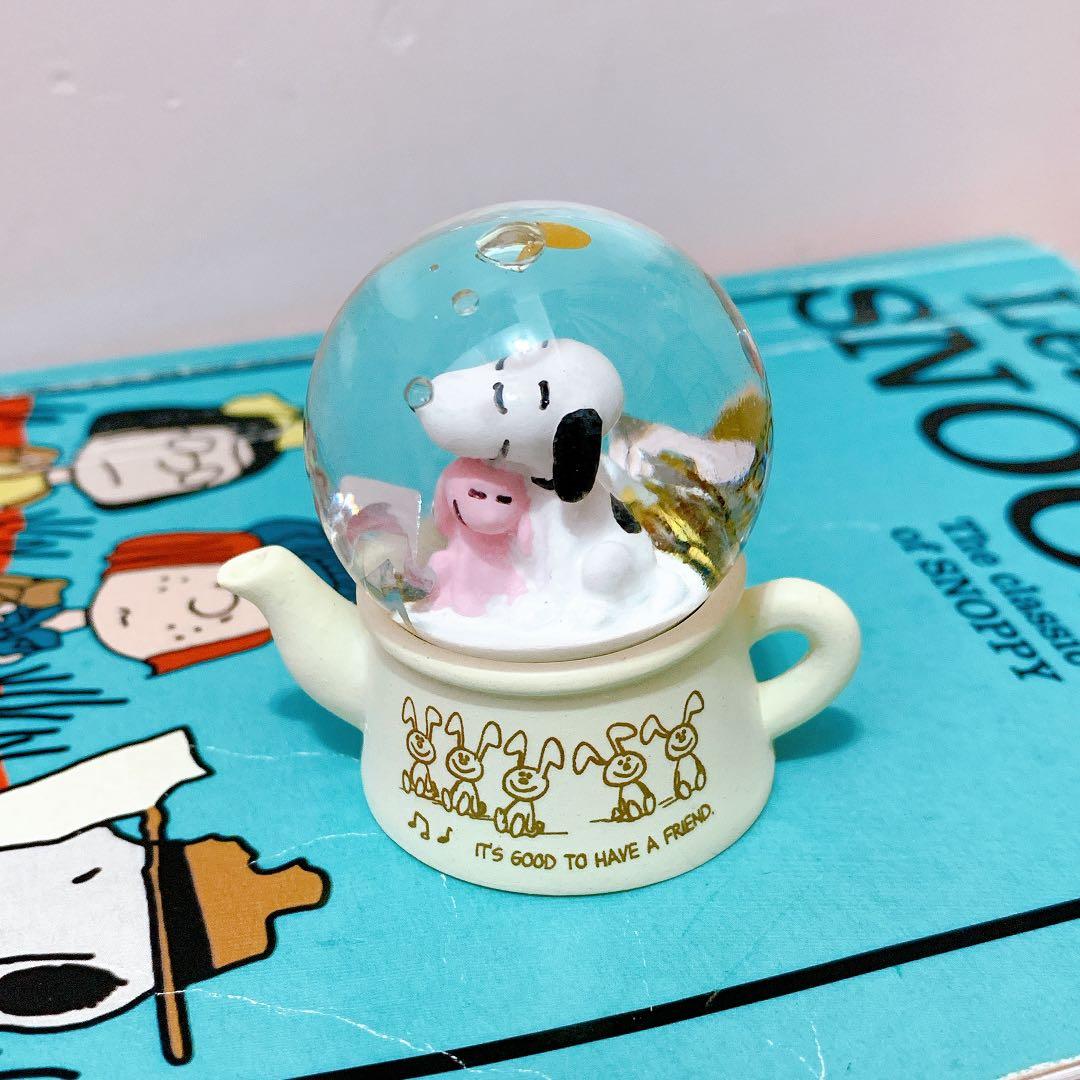 PEANUTS x Afternoon Tea Snoopy 抱兔兔﻿水晶球型立體磁石, 興趣及遊戲, 手作＆自家設計, 文具 - Carousell