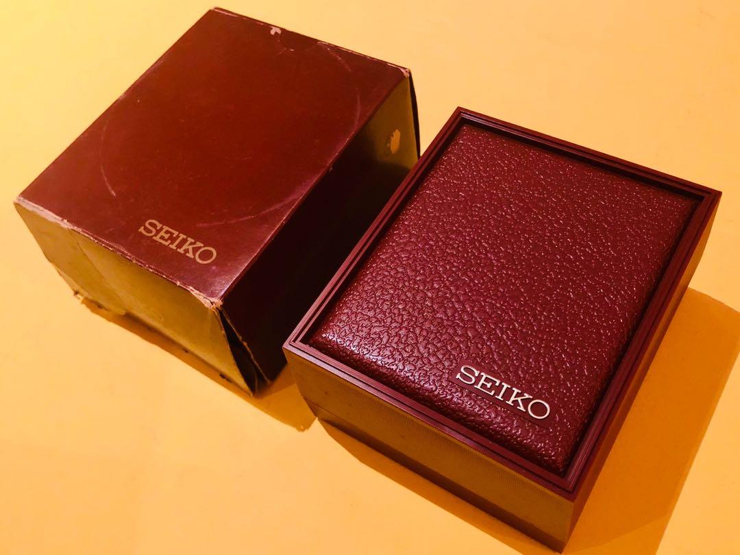 Seiko vintage watch box, Men's Fashion, Watches on Carousell