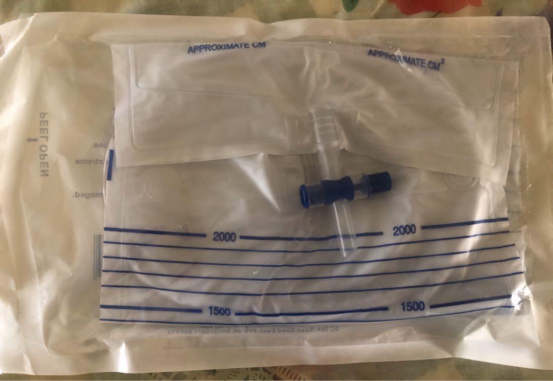 UROPLAST URINE BAG 2 LITRES, Everything Else on Carousell