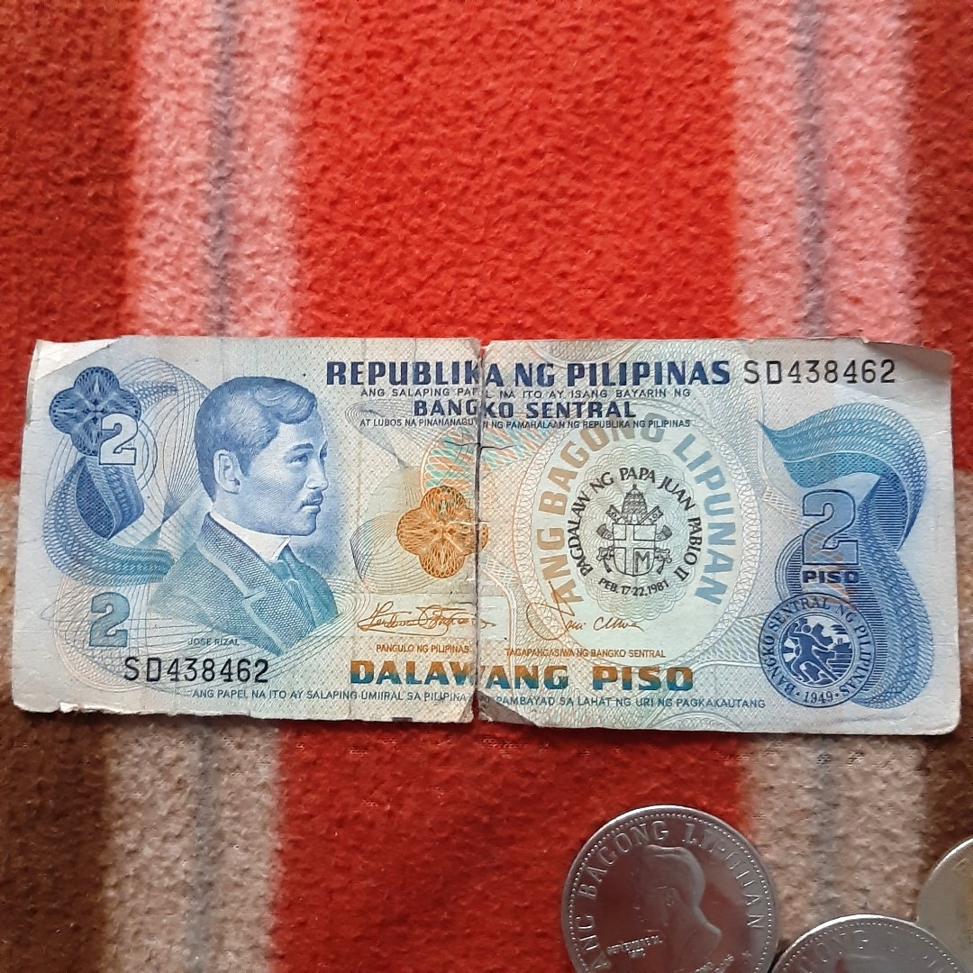 2 Peso Philippine Paper Bill, Hobbies & Toys, Memorabilia ...