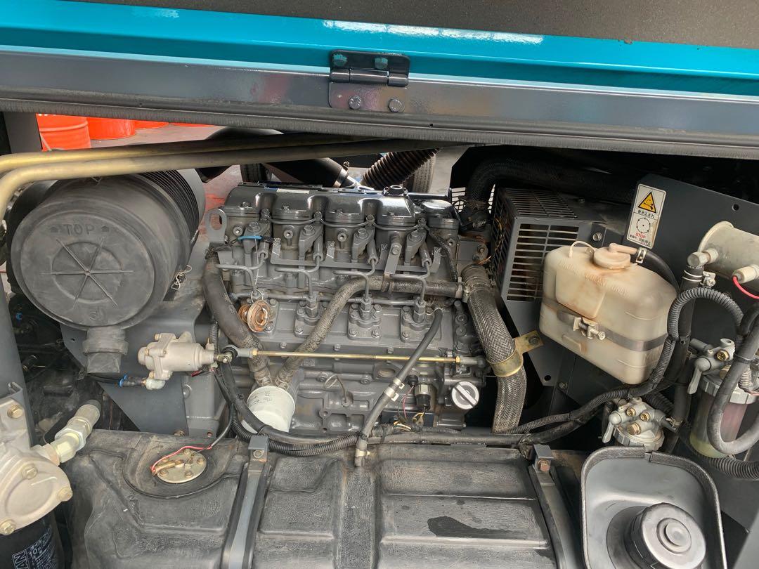 Airman 175 cfm air compressors, Commercial & Industrial, Construction ...