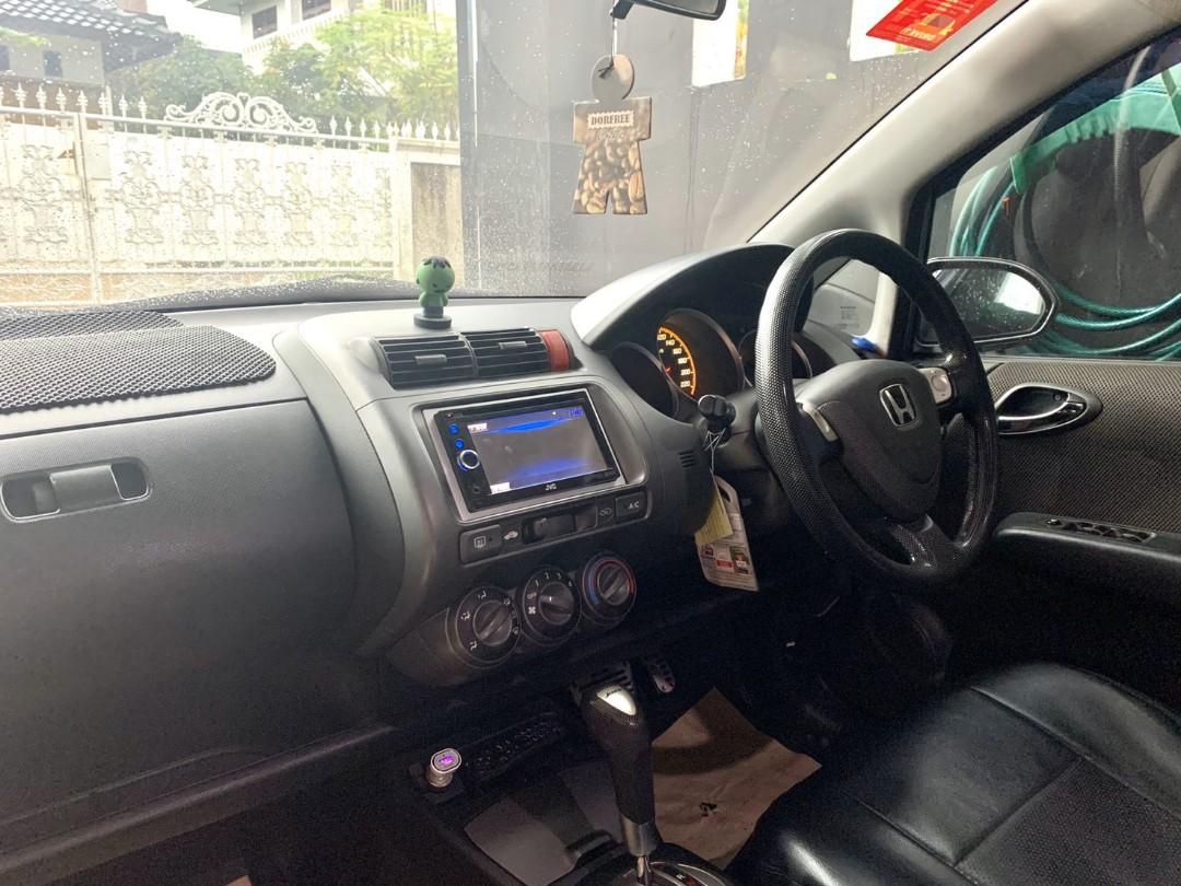 Honda Jazz GD3 VTEC Silverstone 2008 automatic, Mobil & Motor, Mobil untuk Dijual di Carousell