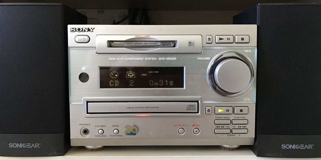 Sony DHC-MD333 mini hifi, Audio, Other Audio Equipment on Carousell