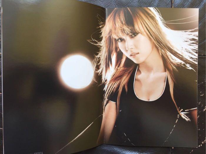 少女時代 vol. 2 run devil run 韓國版 cd + tae yeon 太妍 泰妍 海報, 興趣及遊戲, 收藏品及紀念品, 韓流 - Carousell