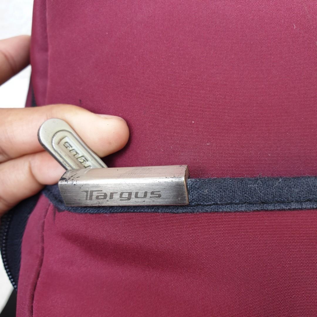 Backpack Targus, Barang Mewah, Tas & Dompet di Carousell