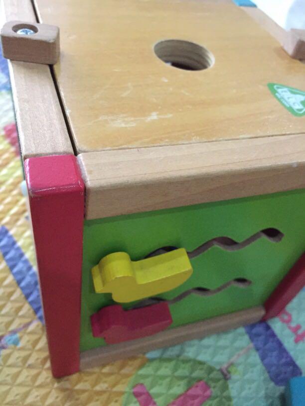 ELC Wooden Activity Box, Bayi & Anak, Mainan & Baby Walker di Carousell