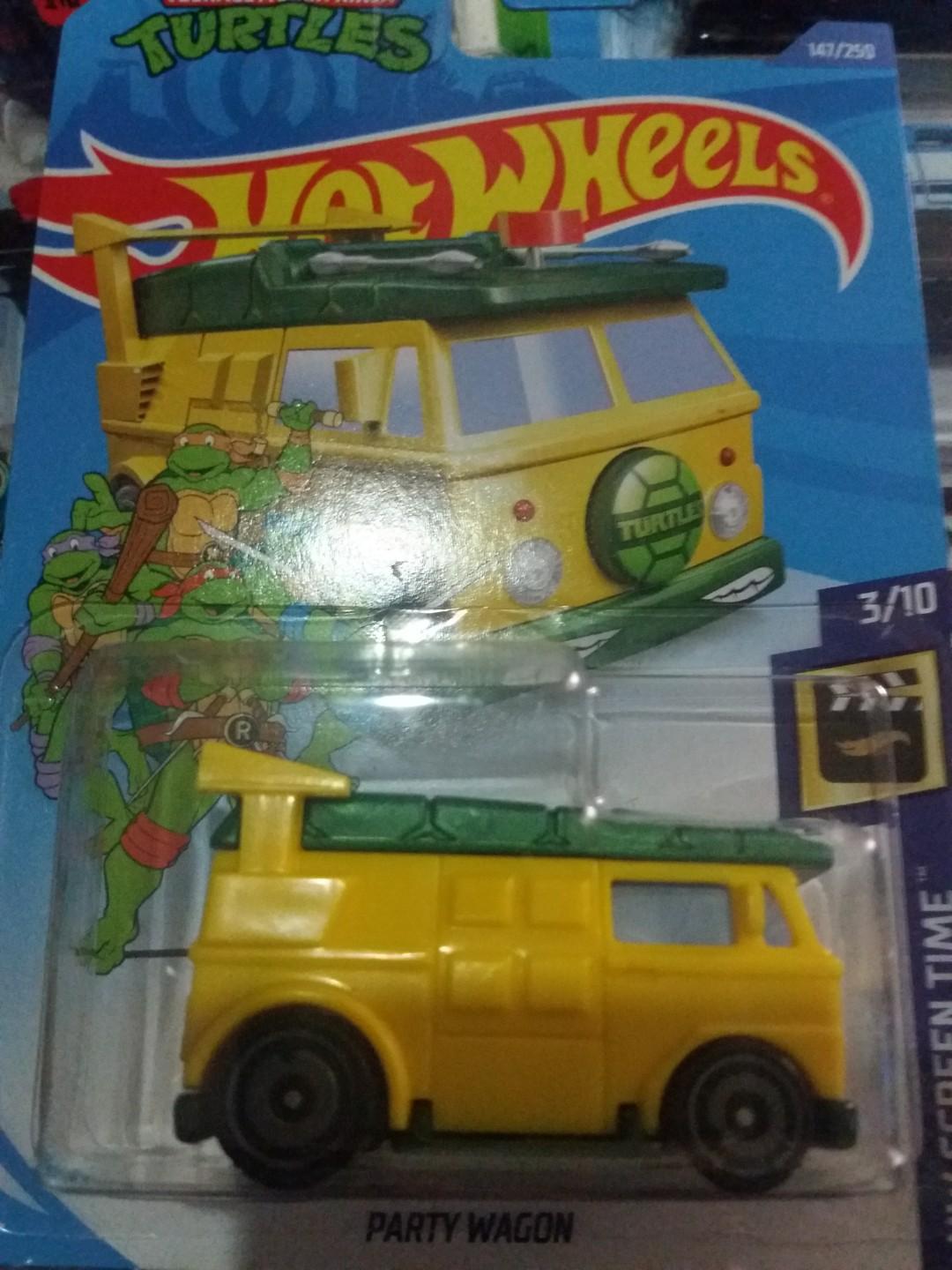 Hot wheels Ninja Turtle Van party wagon, Hobbies & Toys, Toys & Games ...