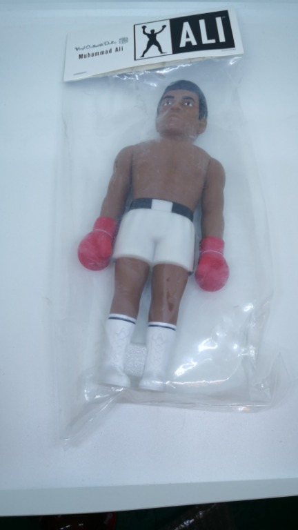 Medicom Toy Vinyl Collectible Dolls VCD Muhammad Ali, Hobbies & Toys ...