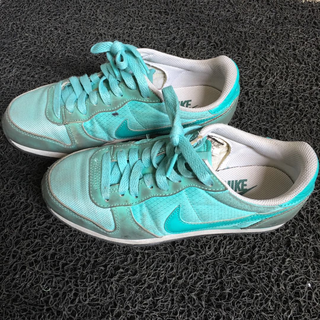 Nike Turquoise Sneakers, Women's Fashion, Footwear, Sneakers on Carousell