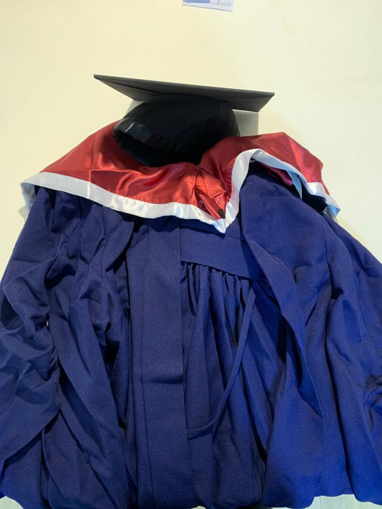 NTU HSS GRADUATION GOWN, Men's Fashion, Tops & Sets, Formal Shirts on ...