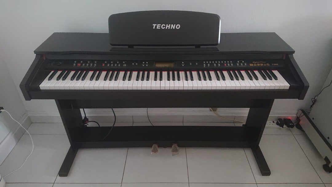 [Techno] Digital Keyboard (Electric Piano) 88 Keys T-9999, Hobbies ...