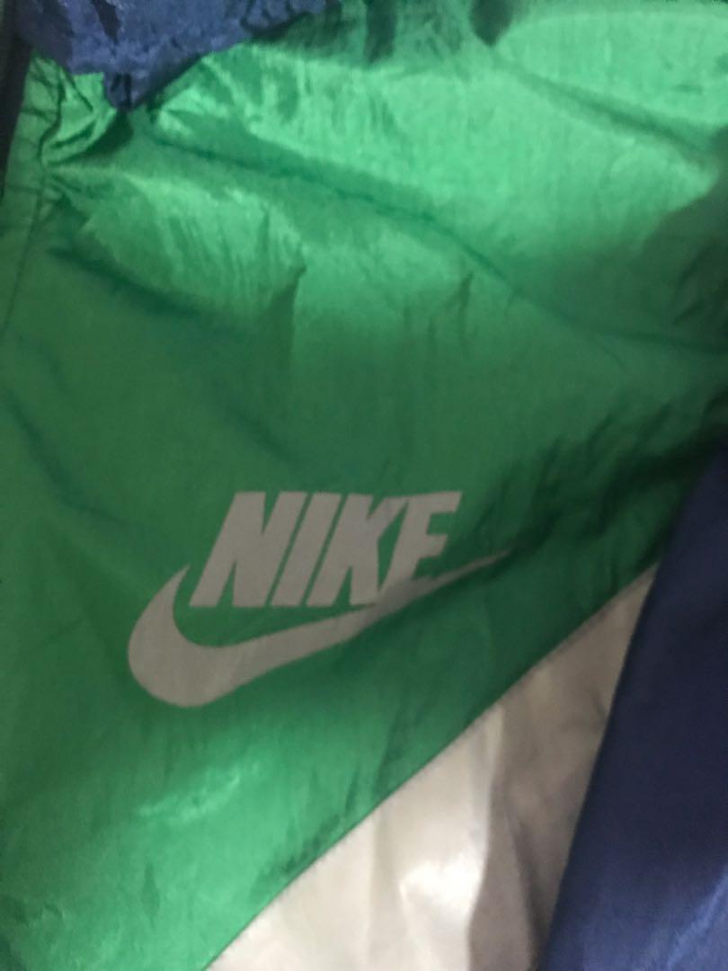 Vintage Reflective Nike Windbreaker, Women's Fashion, Clothes ...