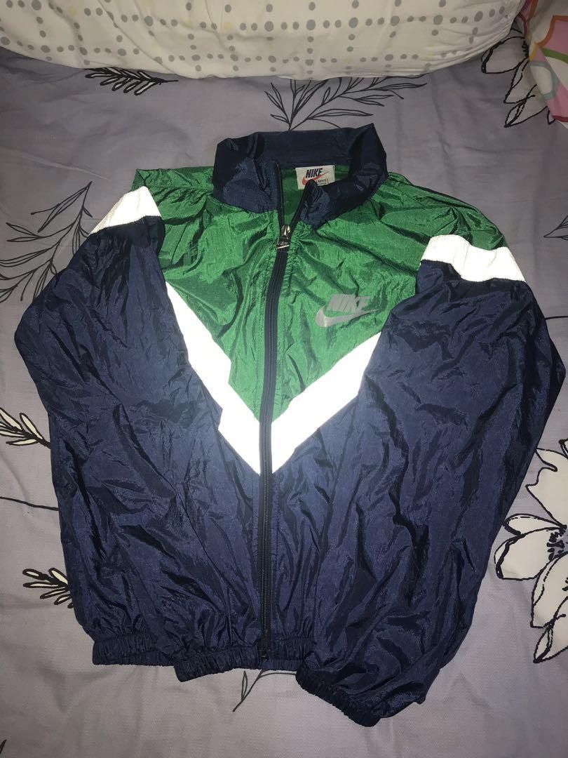 Vintage Reflective Nike Windbreaker, Women's Fashion, Clothes ...