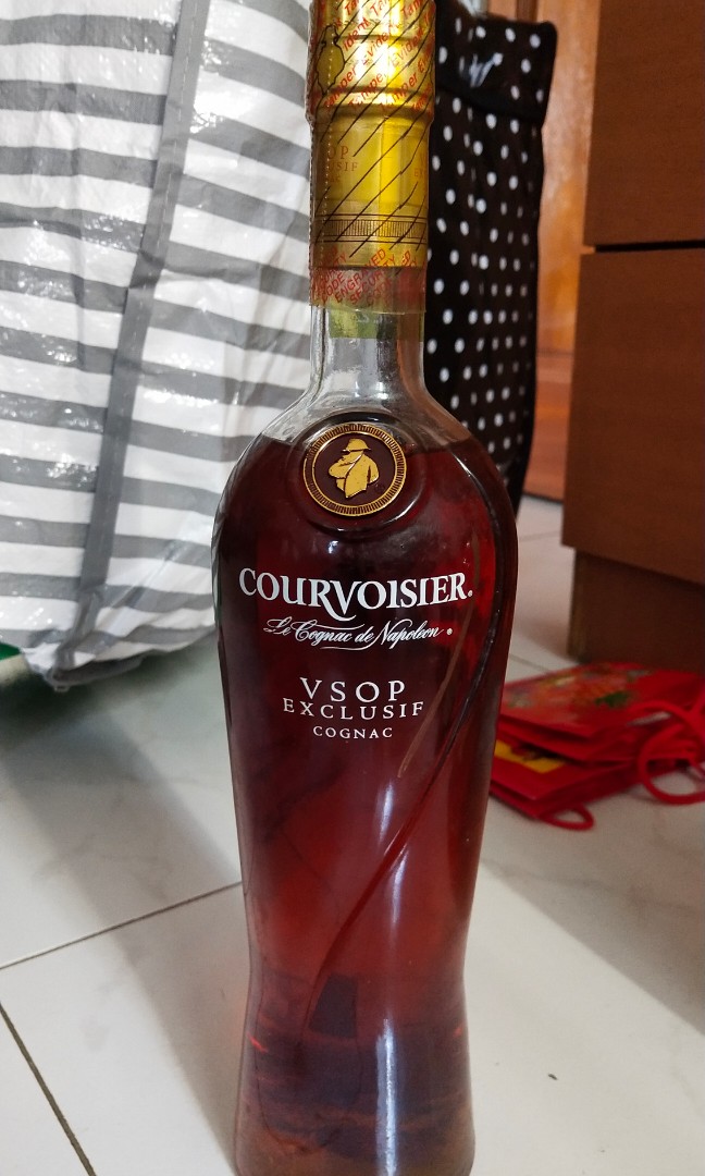 Courvoisier VSOP Exclusif Cognac 700ml, Food & Drinks, Alcoholic Beverages on Carousell
