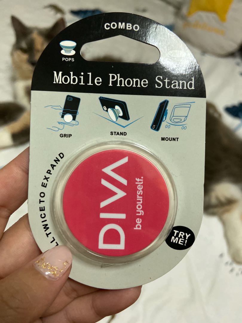 Diva Handphone Pop-up Stand, Free Items on Carousell