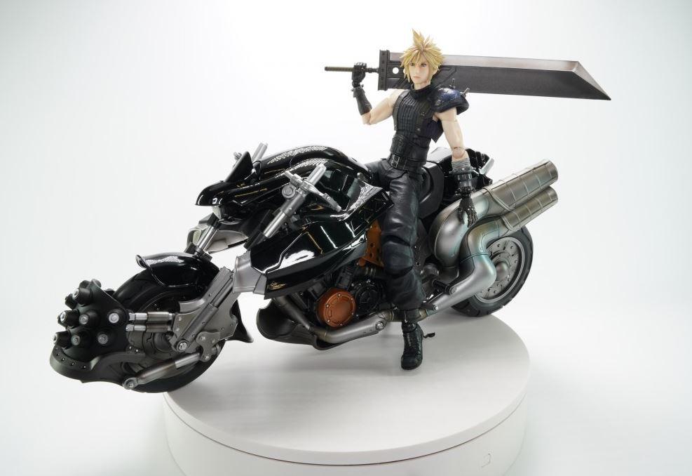 FFVII Remake 1st Class Edition + Cloud with Daytona Bike (R1), Video Gaming, Video Games ...