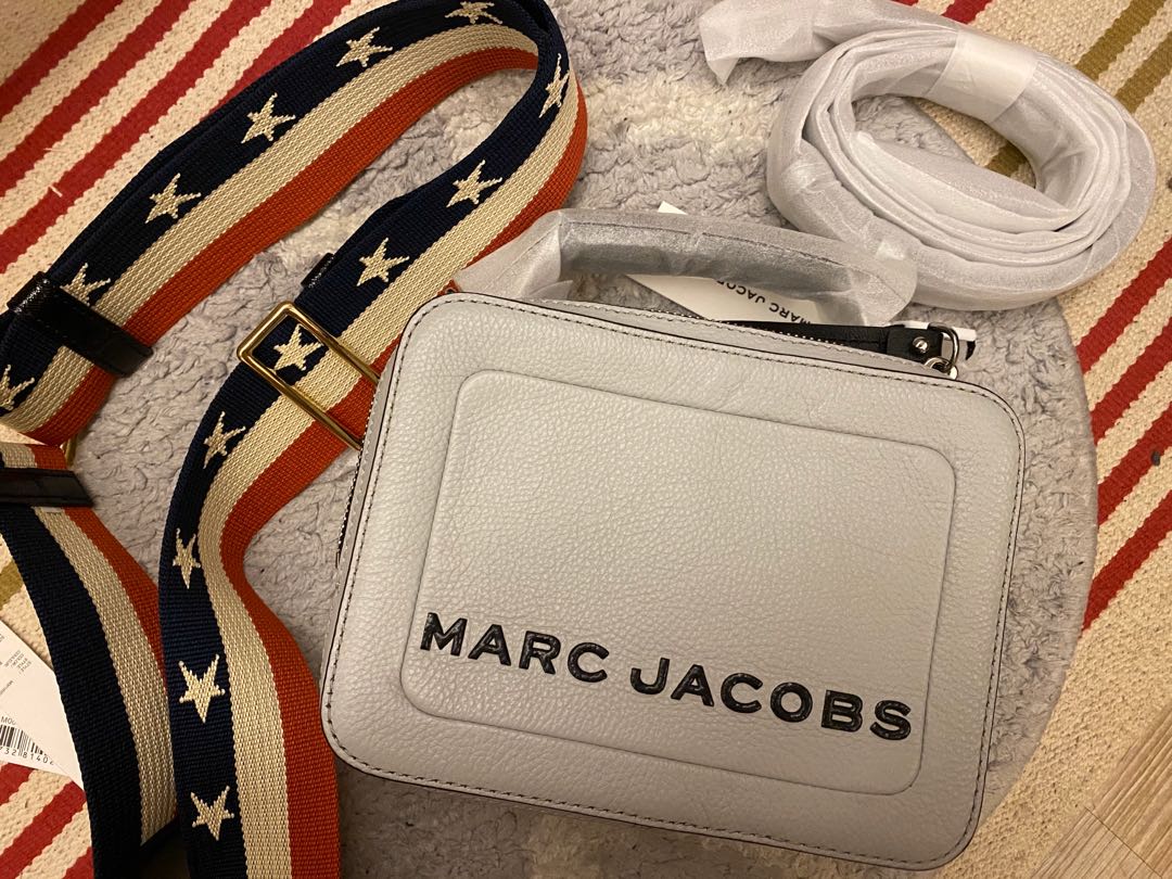 Marc Jacobs the box 箱型包, 名牌精品, 精品包與皮夾在旋轉拍賣