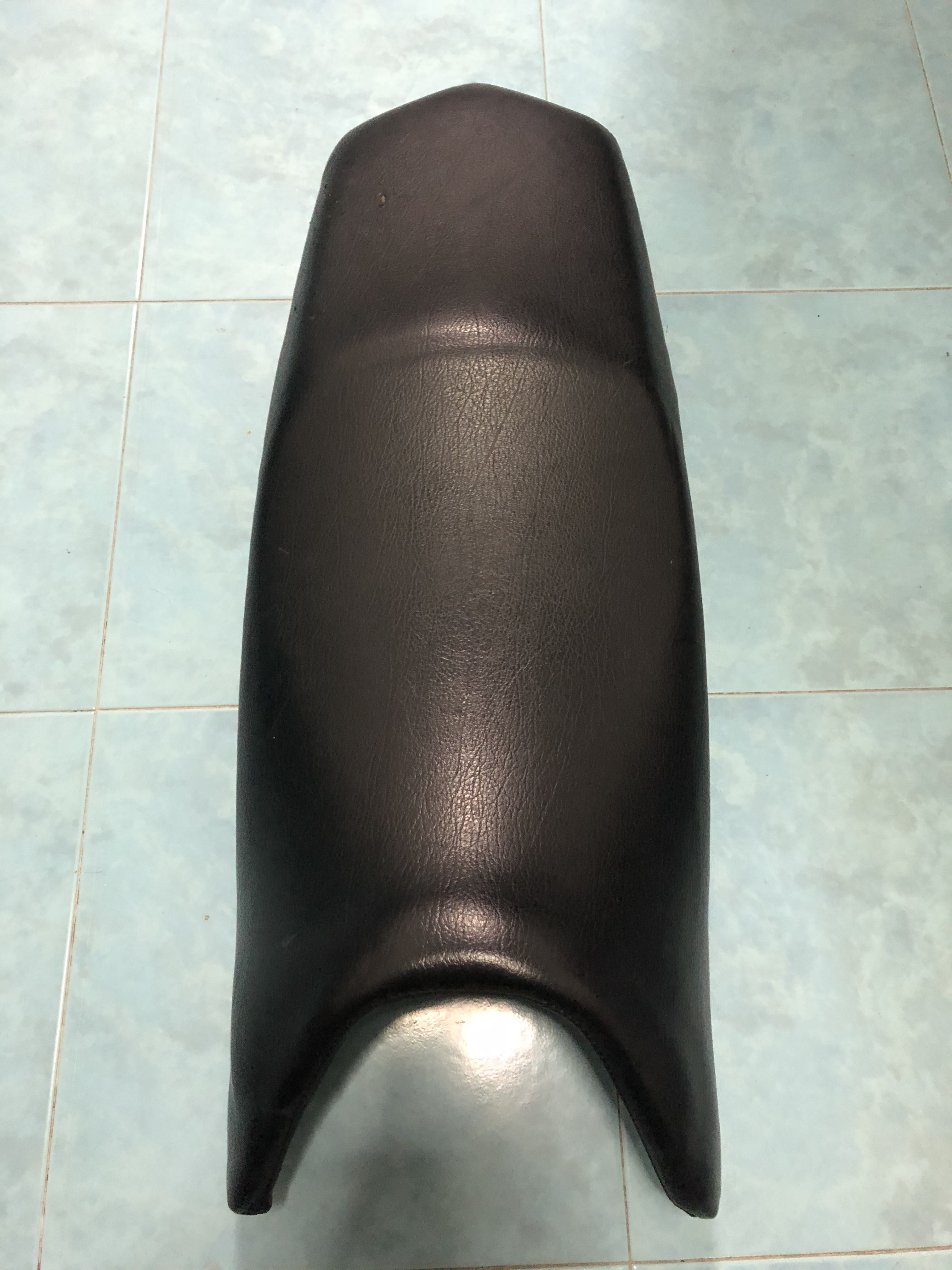 R15 V1 Seat, Motorcycles, Motorcycle Accessories on Carousell