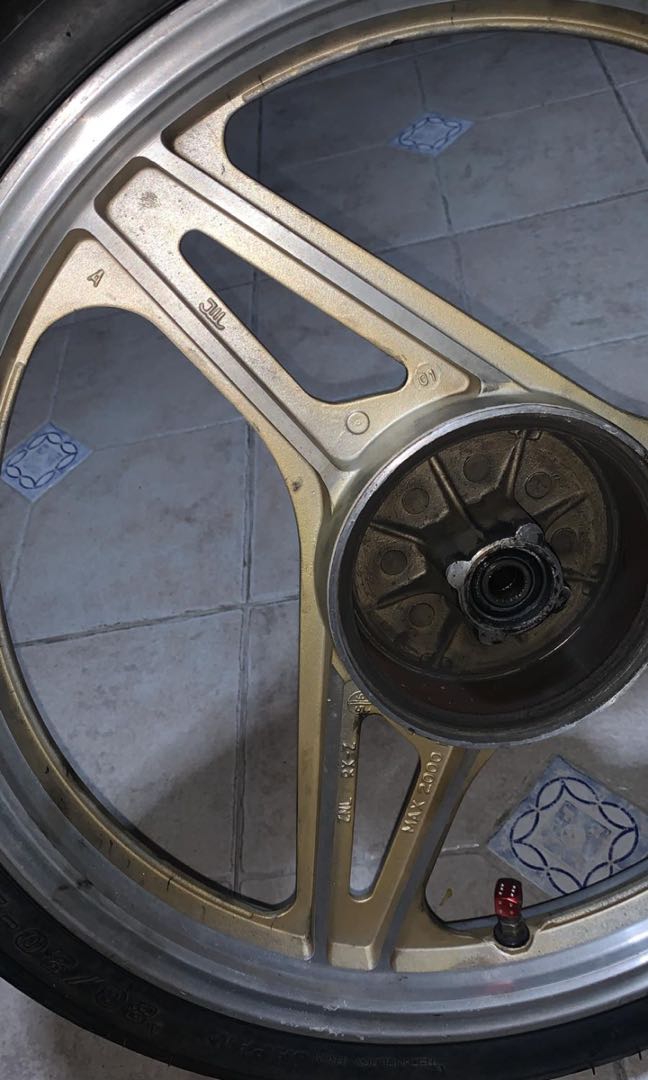 rxz rim (18), Motorcycles, Motorcycle Accessories on Carousell
