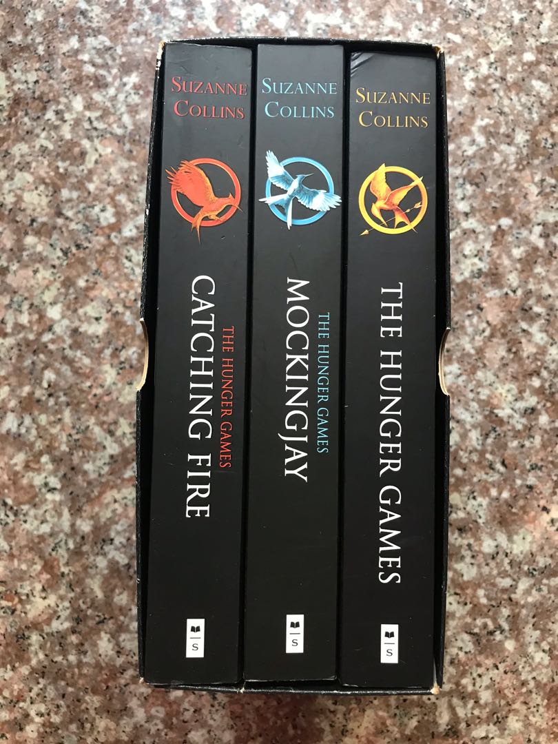 (Reserved) The Hunger Games Trilogy, Hobbies & Toys, Books & Magazines ...
