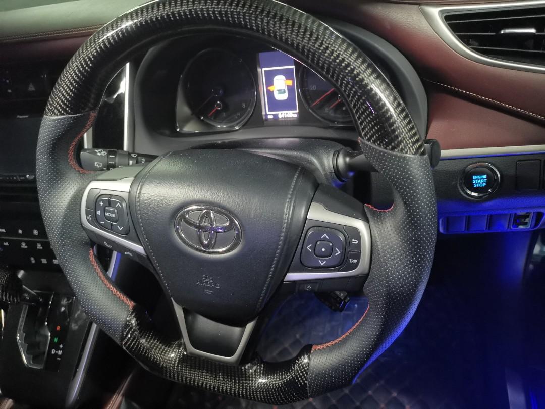 Toyota harrier carbon fiber steerling wheel, Car Accessories ...